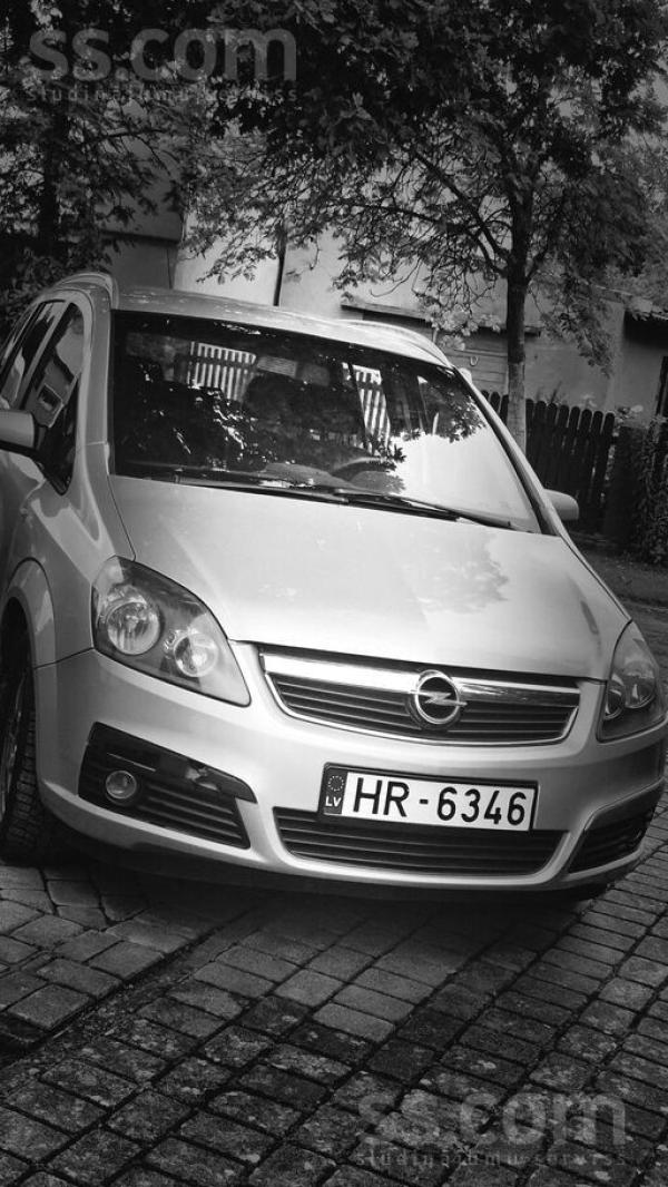 Pelēks Opel Zafira 2006 Liepāja, ar dzinēja tilpumu 1.80 L un nobraukumu 332 tūkst. km par 1900 €, foto 6 vietnē AUTOMOTO.COM.LV