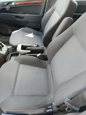 Grey Opel Zafira 2006 in Kaunas, with an engine capacity of 1.60 L and mileage of 220 thousand km for 2850 €, photo 13 on AUTOMOTO.COM.LV