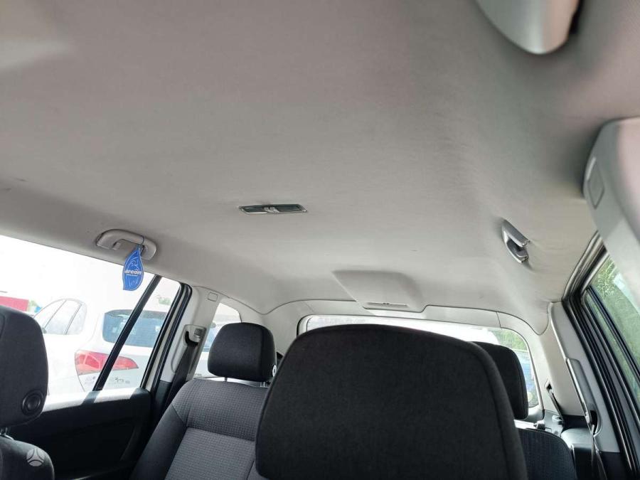 Grey Opel Zafira 2006 in Kaunas, with an engine capacity of 1.60 L and mileage of 220 thousand km for 2850 €, photo 16 on AUTOMOTO.COM.LV