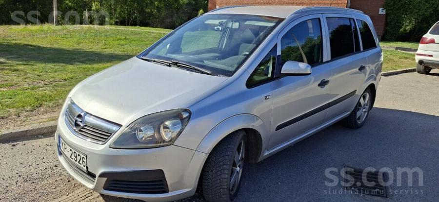 Grey Opel Zafira 2006 in Daugavpils, with an engine capacity of 1.90 L and mileage of 355 thousand km for 1450 €, photo 5 on AUTOMOTO.COM.LV