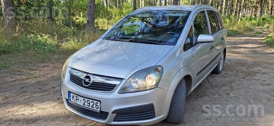 Grey Opel Zafira 2006 in Daugavpils, with an engine capacity of 1.90 L and mileage of 355 thousand km for 1450 €, photo 8 on AUTOMOTO.COM.LV