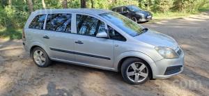 Grey Opel Zafira 2006 in Daugavpils, with an engine capacity of 1.90 L and mileage of 355 thousand km for 1450 €, photo 9 on AUTOMOTO.COM.LV