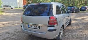 Grey Opel Zafira 2006 in Daugavpils, with an engine capacity of 1.90 L and mileage of 355 thousand km for 1450 €, photo 12 on AUTOMOTO.COM.LV