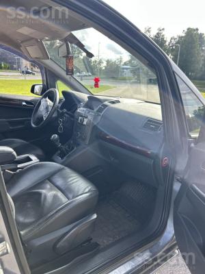 Pelēks Opel Zafira 2006 Cēsis, ar dzinēja tilpumu 1.90 L un nobraukumu 374 tūkst. km par 1150 €, foto 8 vietnē AUTOMOTO.COM.LV