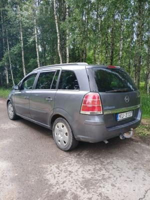 Pelēks Opel Zafira 2006 Jēkabpils, ar dzinēja tilpumu 1.90 L un nobraukumu 244 tūkst. km par 1400 €, foto 3 vietnē AUTOMOTO.COM.LV