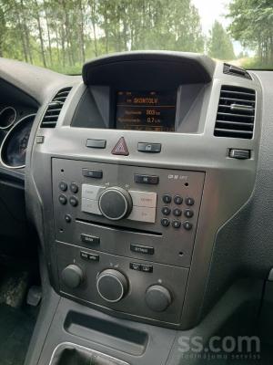 Pelēks Opel Zafira 2006 Jēkabpils, ar dzinēja tilpumu 1.90 L un nobraukumu 244 tūkst. km par 1400 €, foto 5 vietnē AUTOMOTO.COM.LV