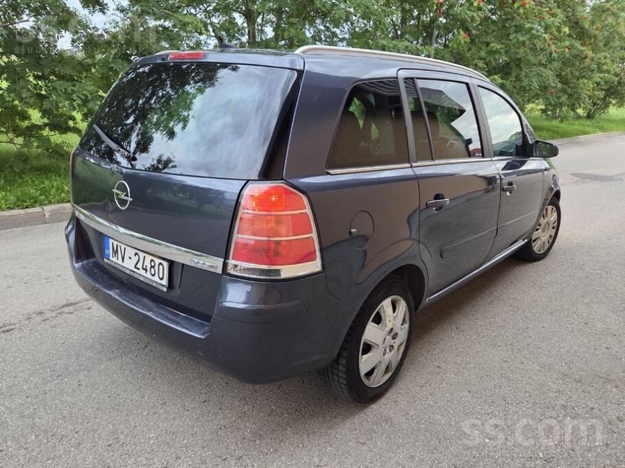 Pelēks Opel Zafira 2006 Bauska, ar dzinēja tilpumu 1.90 L un nobraukumu 0 tūkst. km par 1500 €, foto 3 vietnē AUTOMOTO.COM.LV