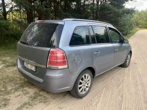 Grey Opel Zafira 2006 in Ignalina, with an engine capacity of 1.90 L and mileage of 335 thousand km for 950 €, photo 4 on AUTOMOTO.COM.LV