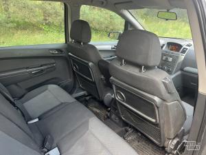 Grey Opel Zafira 2006 in Ignalina, with an engine capacity of 1.90 L and mileage of 335 thousand km for 950 €, photo 8 on AUTOMOTO.COM.LV
