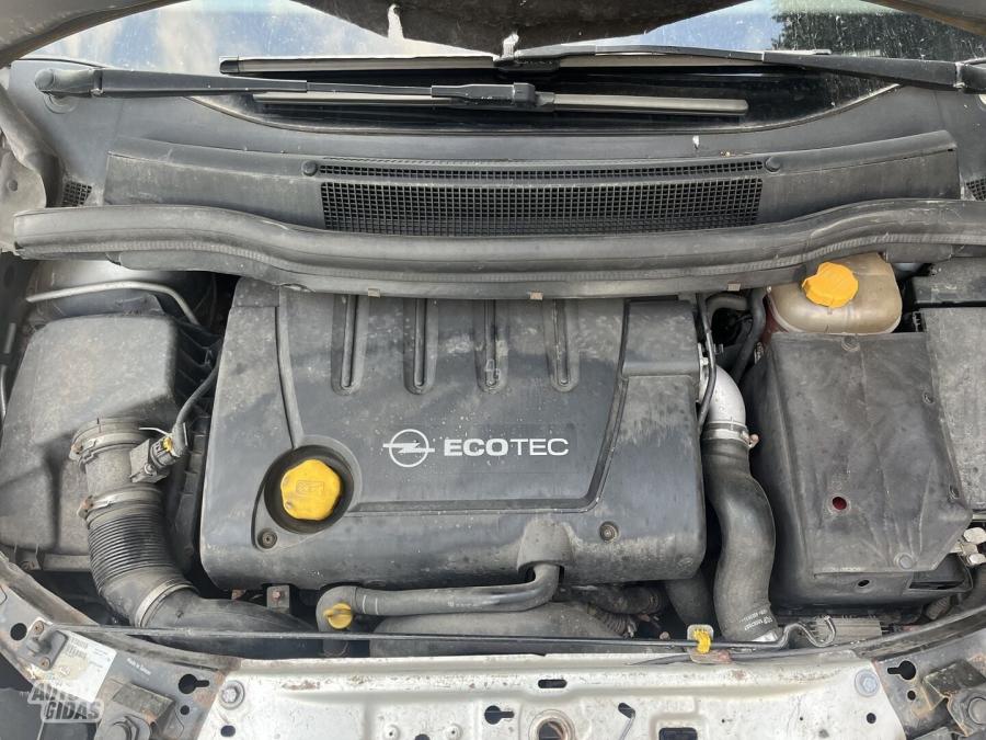 Grey Opel Zafira 2006 in Ignalina, with an engine capacity of 1.90 L and mileage of 335 thousand km for 950 €, photo 11 on AUTOMOTO.COM.LV