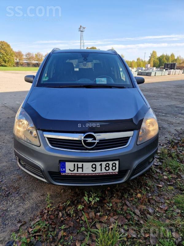 Pelēks Opel Zafira 2006 Limbaži, ar dzinēja tilpumu 1.90 L un nobraukumu 375 tūkst. km par 1450 €, foto 3 vietnē AUTOMOTO.COM.LV