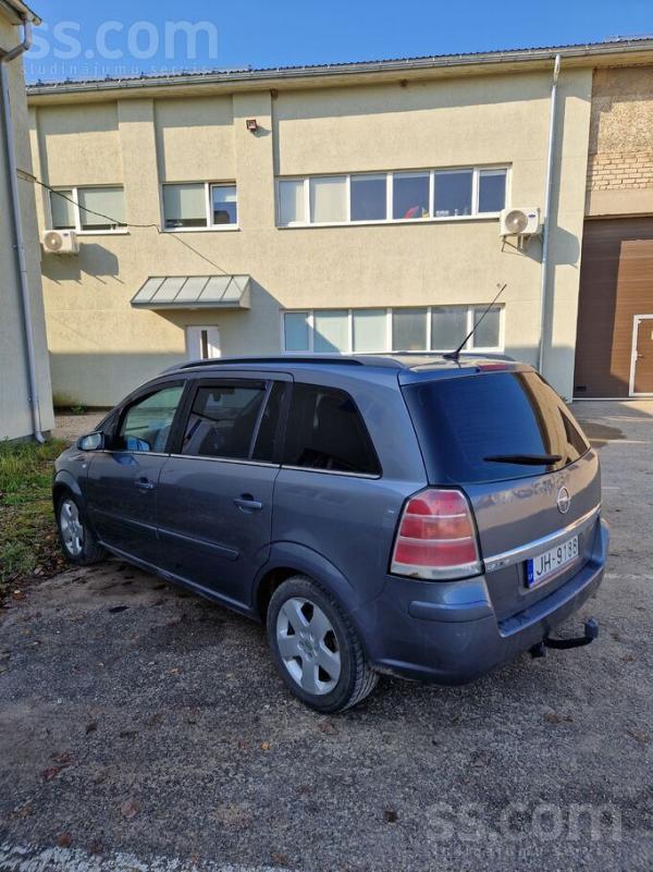 Pelēks Opel Zafira 2006 Limbaži, ar dzinēja tilpumu 1.90 L un nobraukumu 375 tūkst. km par 1450 €, foto 5 vietnē AUTOMOTO.COM.LV