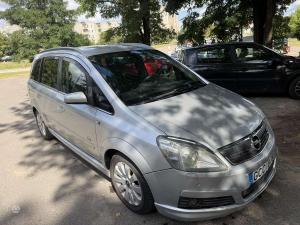 Pelēks Opel Zafira 2006 Kauņa, ar dzinēja tilpumu 1.91 L un nobraukumu 260 tūkst. km par 1850 €, foto 5 vietnē AUTOMOTO.COM.LV