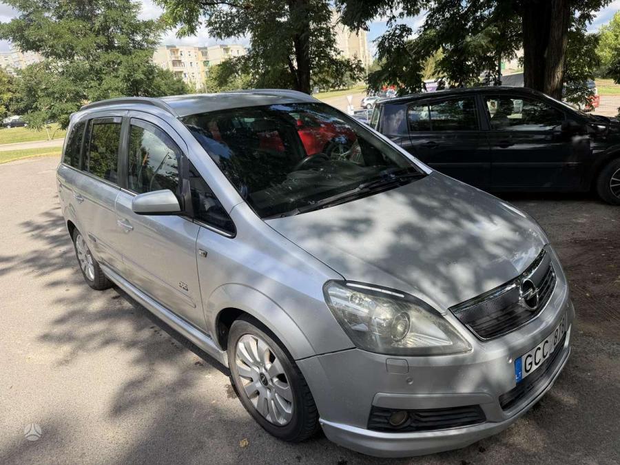 Pelēks Opel Zafira 2006 Kauņa, ar dzinēja tilpumu 1.91 L un nobraukumu 260 tūkst. km par 1850 €, foto 5 vietnē AUTOMOTO.COM.LV