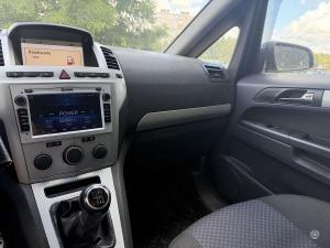 Pelēks Opel Zafira 2006 Kauņa, ar dzinēja tilpumu 1.91 L un nobraukumu 260 tūkst. km par 1850 €, foto 17 vietnē AUTOMOTO.COM.LV