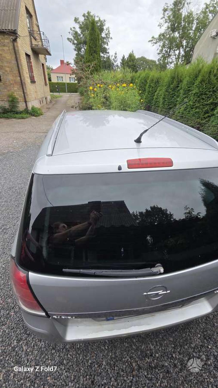 Pelēks Opel Zafira 2006 Šauļi, ar dzinēja tilpumu 1.91 L un nobraukumu 338 tūkst. km par 1200 €, foto 1 vietnē AUTOMOTO.COM.LV