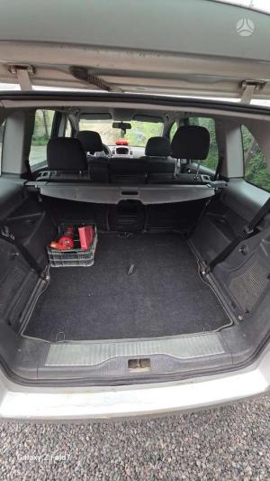 Pelēks Opel Zafira 2006 Šauļi, ar dzinēja tilpumu 1.91 L un nobraukumu 338 tūkst. km par 1200 €, foto 5 vietnē AUTOMOTO.COM.LV