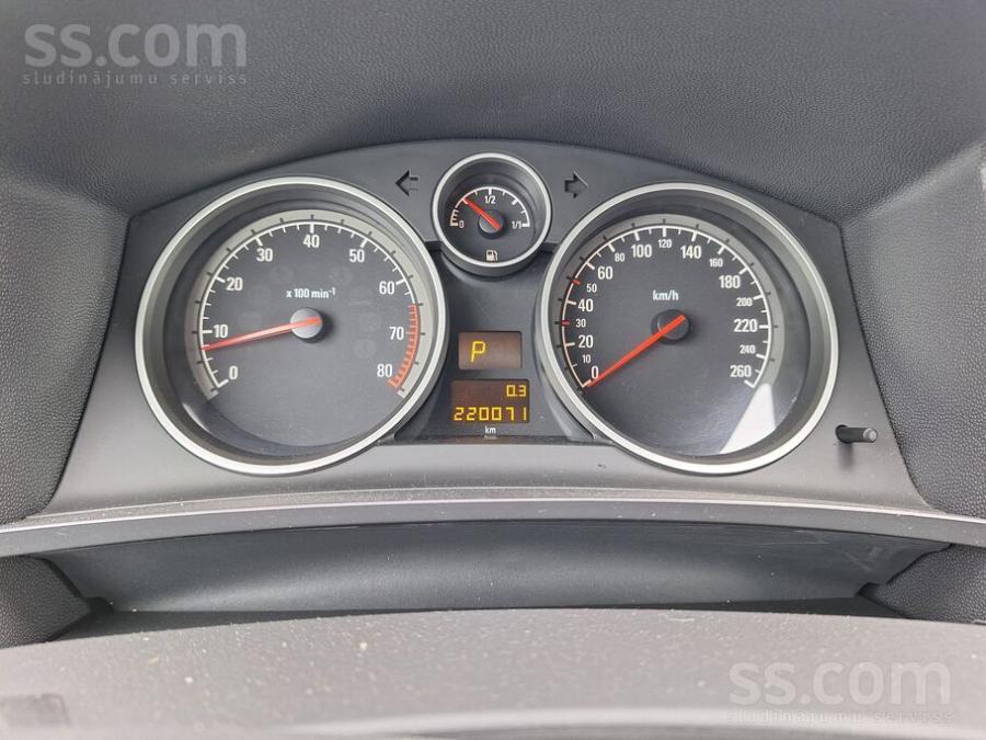 Pelēks Opel Zafira 2006 Daugavpils, ar dzinēja tilpumu 2.20 L un nobraukumu 0 tūkst. km par 3900 €, foto 11 vietnē AUTOMOTO.COM.LV
