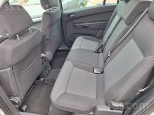 Pelēks Opel Zafira 2006 Daugavpils, ar dzinēja tilpumu 2.20 L un nobraukumu 0 tūkst. km par 3900 €, foto 14 vietnē AUTOMOTO.COM.LV