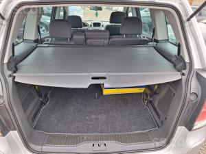 Pelēks Opel Zafira 2006 Daugavpils, ar dzinēja tilpumu 2.20 L un nobraukumu 0 tūkst. km par 3900 €, foto 16 vietnē AUTOMOTO.COM.LV