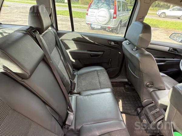 Pelēks Opel Zafira 2006 Rīga, ar dzinēja tilpumu 2.00 L un nobraukumu 314 tūkst. km par 1400 €, foto 10 vietnē AUTOMOTO.COM.LV