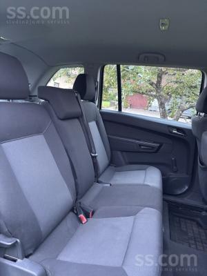 Grey Opel Zafira 2006 in Riga, with an engine capacity of 1.90 L and mileage of 127 thousand km for 2200 €, photo 12 on AUTOMOTO.COM.LV