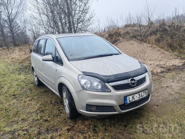 Pelēks Opel Zafira 2007 Cēsis, ar dzinēja tilpumu 1.80 L un nobraukumu 364 tūkst. km par 1100 €, foto 2 vietnē AUTOMOTO.COM.LV