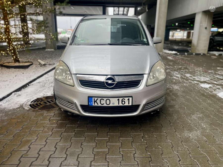 Pelēks Opel Zafira 2007 Viļņa, ar dzinēja tilpumu 1.91 L un nobraukumu 360 tūkst. km par 1500 €, foto 9 vietnē AUTOMOTO.COM.LV