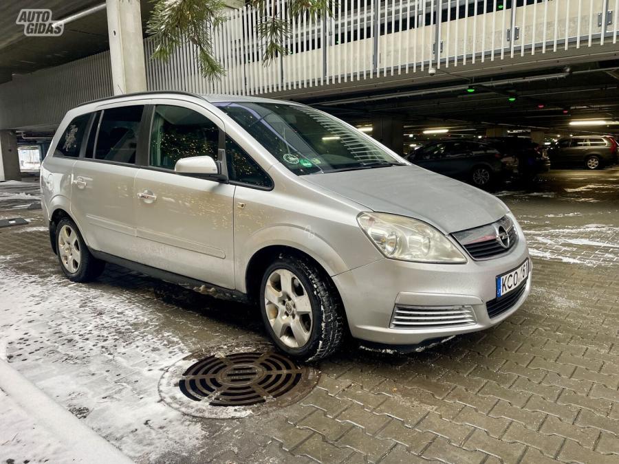 Pelēks Opel Zafira 2007 Viļņa, ar dzinēja tilpumu 1.90 L un nobraukumu 360 tūkst. km par 1500 €, foto 3 vietnē AUTOMOTO.COM.LV