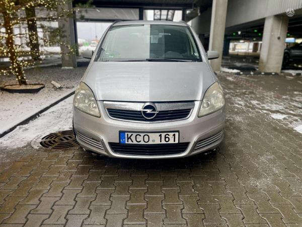 Grey Opel Zafira 2007 in Vilnius, with an engine capacity of 1.91 L and mileage of 340 thousand km for 1650 €, photo 9 on AUTOMOTO.COM.LV