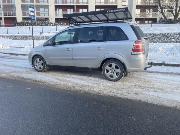 Pelēks Opel Zafira 2007 Viļņa, ar dzinēja tilpumu 1.90 L un nobraukumu 340 tūkst. km par 1650 €, foto 6 vietnē AUTOMOTO.COM.LV