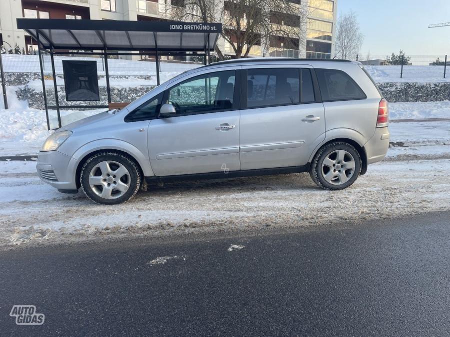 Pelēks Opel Zafira 2007 Viļņa, ar dzinēja tilpumu 1.90 L un nobraukumu 340 tūkst. km par 1650 €, foto 7 vietnē AUTOMOTO.COM.LV
