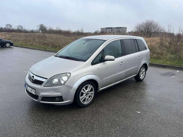 Grey Opel Zafira 2007 in Panevezys, with an engine capacity of 1.90 L and mileage of 229 thousand km for 3100 €, photo 7 on AUTOMOTO.COM.LV