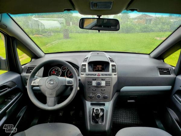Серый Опель Зафира 2007 в Мажейкяй, объемом двигателя 2.20 л и пробегом 3031 тыс. км за 1000 €, фото 6 на AUTOMOTO.COM.LV