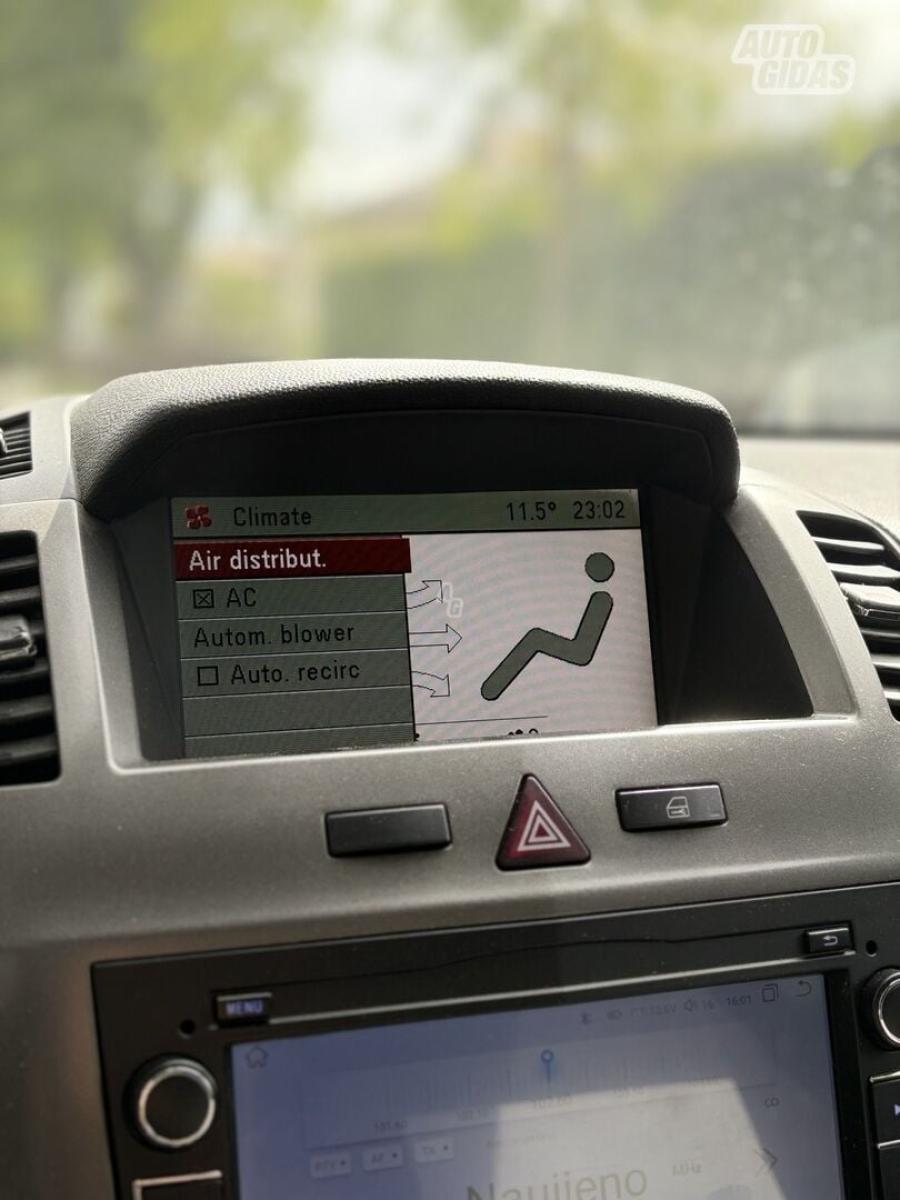 Grey Opel Zafira 2007 in Vilnius, with an engine capacity of 1.90 L and mileage of 280 thousand km for 1650 €, photo 18 on AUTOMOTO.COM.LV