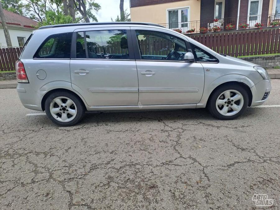 Grey Opel Zafira 2007 in Telschi, with an engine capacity of 1.90 L and mileage of 290 thousand km for 999 €, photo 7 on AUTOMOTO.COM.LV