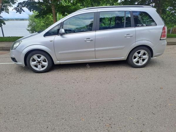 Pelēks Opel Zafira 2007 Telšiai, ar dzinēja tilpumu 1.90 L un nobraukumu 290 tūkst. km par 950 €, foto 5 vietnē AUTOMOTO.COM.LV