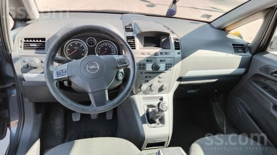 Pelēks Opel Zafira 2007 Rīga, ar dzinēja tilpumu 1.90 L un nobraukumu 360 tūkst. km par 490 €, foto 11 vietnē AUTOMOTO.COM.LV