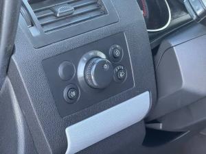 Grey Opel Zafira 2007 in Rezekne, with an engine capacity of 1.90 L and mileage of 255 thousand km for 2150 €, photo 18 on AUTOMOTO.COM.LV