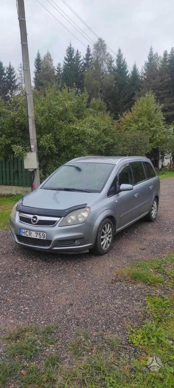 Grey Opel Zafira 2007 in Klaipeda, with an engine capacity of 1.90 L and mileage of 312 thousand km for 1000 €, photo 2 on AUTOMOTO.COM.LV