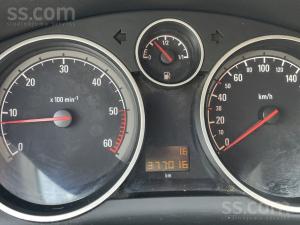 Pelēks Opel Zafira 2007 Saldus, ar dzinēja tilpumu 1.90 L un nobraukumu 377 tūkst. km par 900 €, foto 7 vietnē AUTOMOTO.COM.LV