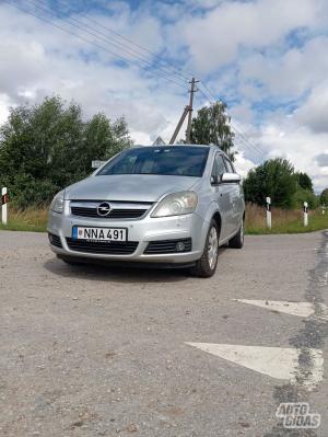 Grey Opel Zafira 2007 in Kazlu Ruda, with an engine capacity of 2.20 L and mileage of 195 thousand km for 2150 €, photo  on AUTOMOTO.COM.LV