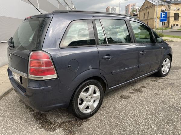 Grey Opel Zafira 2007 in Vilnius, with an engine capacity of 1.90 L and mileage of 230 thousand km for 1800 €, photo 9 on AUTOMOTO.COM.LV