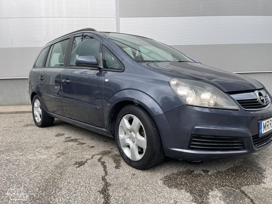 Grey Opel Zafira 2007 in Vilnius, with an engine capacity of 1.90 L and mileage of 230 thousand km for 1800 €, photo 11 on AUTOMOTO.COM.LV