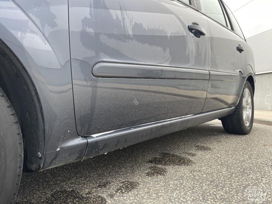 Grey Opel Zafira 2007 in Vilnius, with an engine capacity of 1.90 L and mileage of 230 thousand km for 1800 €, photo 17 on AUTOMOTO.COM.LV