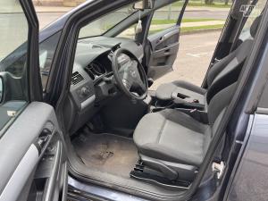 Grey Opel Zafira 2007 in Vilnius, with an engine capacity of 1.90 L and mileage of 230 thousand km for 1800 €, photo 23 on AUTOMOTO.COM.LV