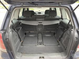 Grey Opel Zafira 2007 in Vilnius, with an engine capacity of 1.90 L and mileage of 230 thousand km for 1800 €, photo 30 on AUTOMOTO.COM.LV