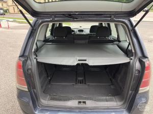 Grey Opel Zafira 2007 in Vilnius, with an engine capacity of 1.90 L and mileage of 230 thousand km for 1800 €, photo 31 on AUTOMOTO.COM.LV