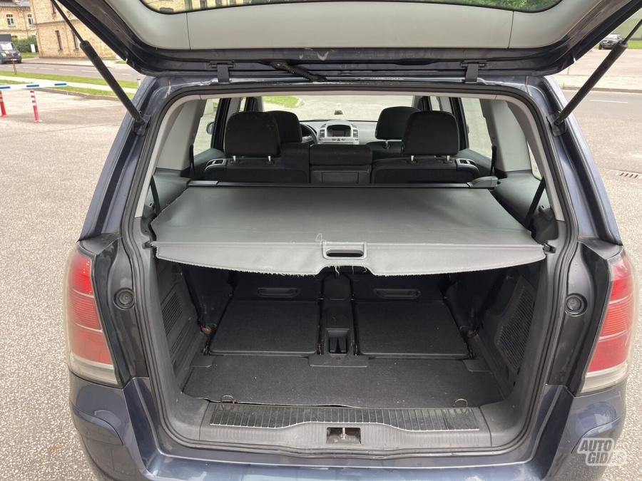 Grey Opel Zafira 2007 in Vilnius, with an engine capacity of 1.90 L and mileage of 230 thousand km for 1800 €, photo 31 on AUTOMOTO.COM.LV