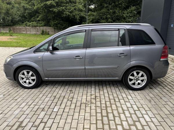 Pelēks Opel Zafira 2007 Klaipėda, ar dzinēja tilpumu 1.91 L un nobraukumu 323 tūkst. km par 1800 €, foto 4 vietnē AUTOMOTO.COM.LV